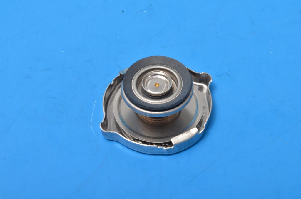 Chevy Radiator Cap, Replacement, 7-lb, 1955-1958 - Bowtie Classic Parts ...